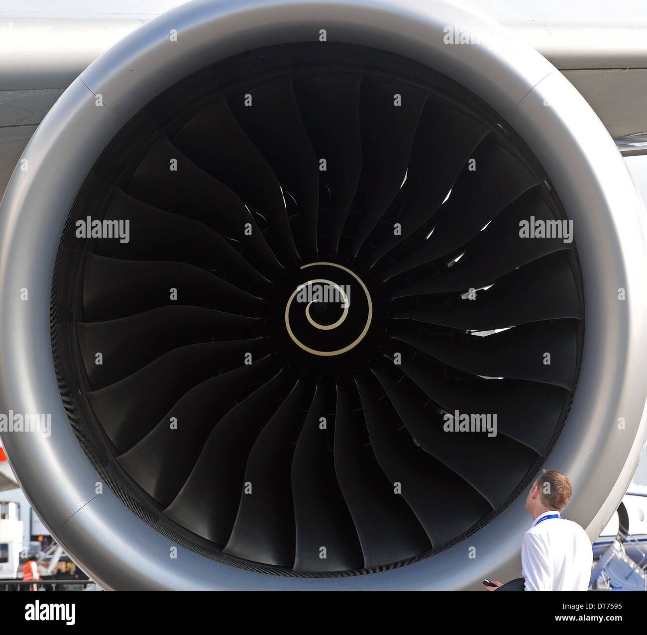 Airbus 350 hi-res stock photography and images - Alamy