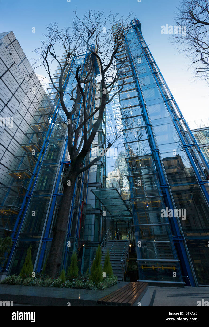 Richard Rogers designed building, & home of the historic Lloyd's ...