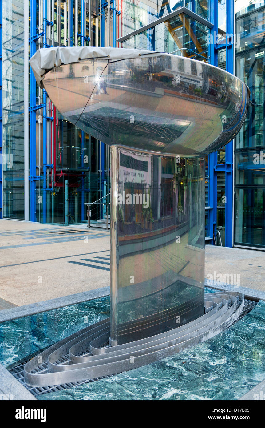 Lloyd's registry of shipping hi-res stock photography and images - Alamy