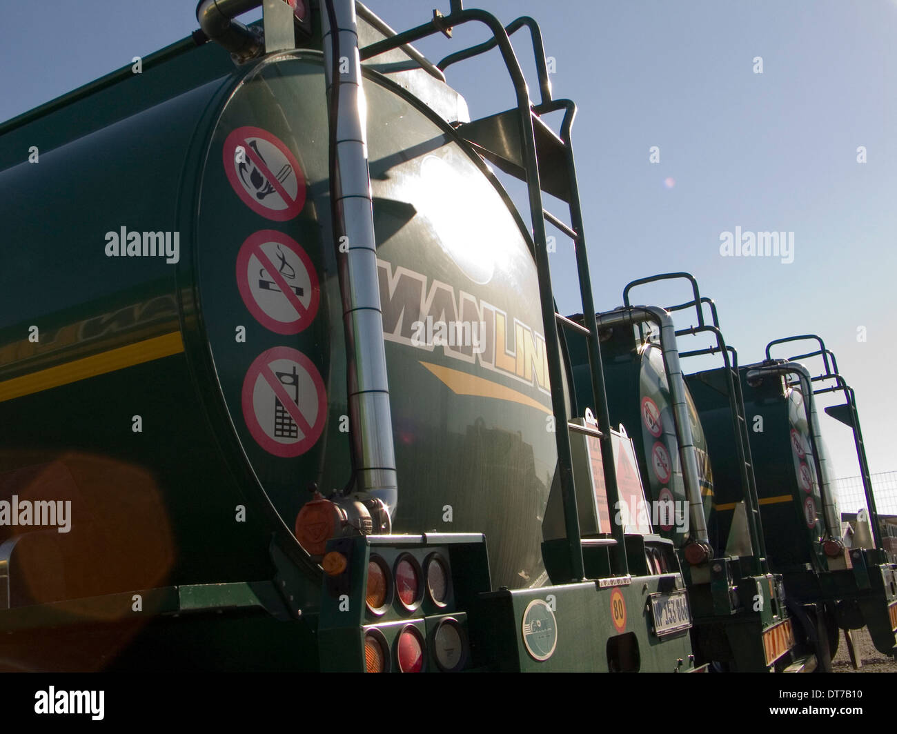 symbolic safety signs flammable liquid, pv2 fire and open flames, pv1 ...