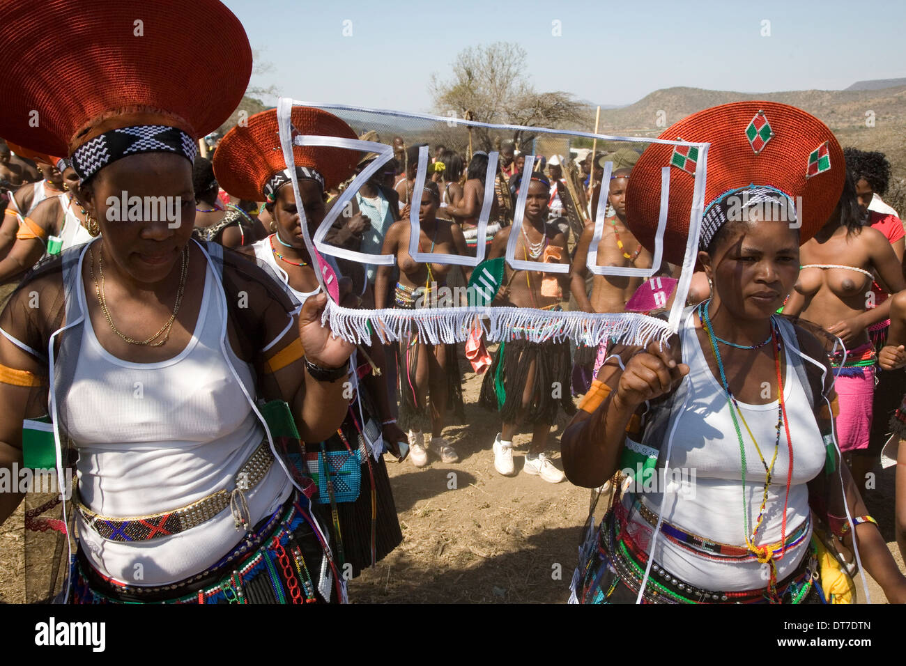 Zulu wedding traditional hi-res stock photography and images - Alamy
