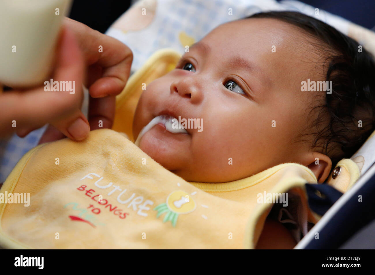 Regurgitation hi-res stock photography and images - Alamy