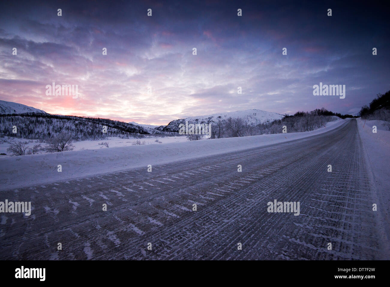 Arctic highway norway hi-res stock photography and images - Alamy