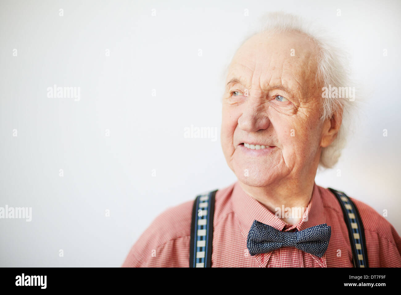 Smart dressed senior man hi-res stock photography and images - Alamy