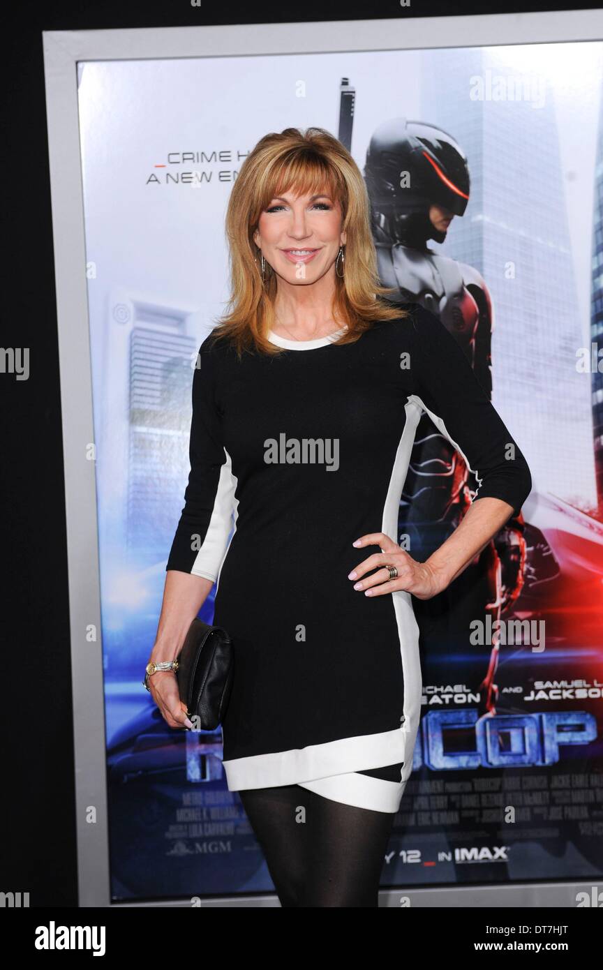 Los Angeles, CA, USA. 10th Feb, 2014. Leeza Gibbons at arrivals for ...