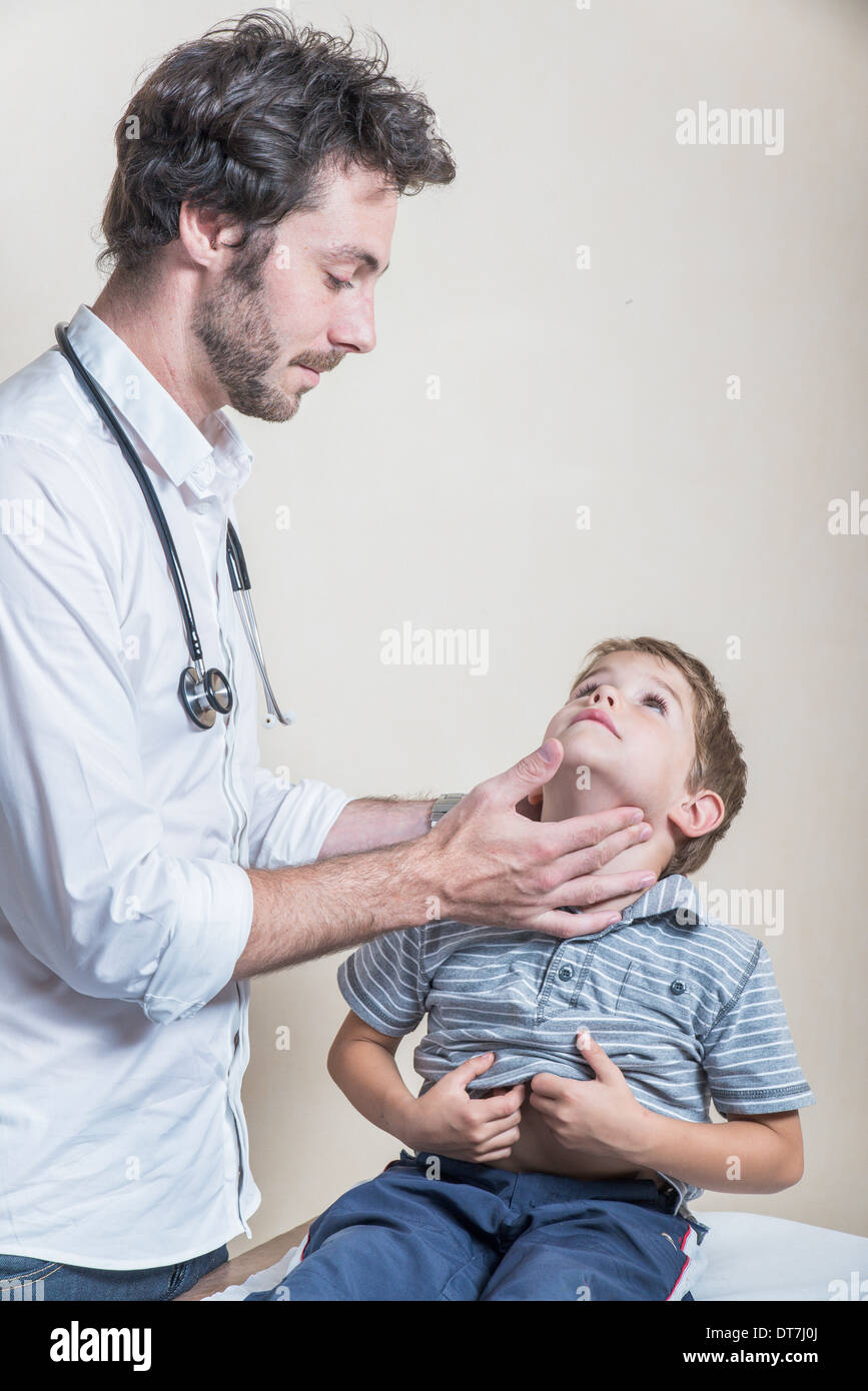 Neck nose and throat surgery hi-res stock photography and images - Alamy