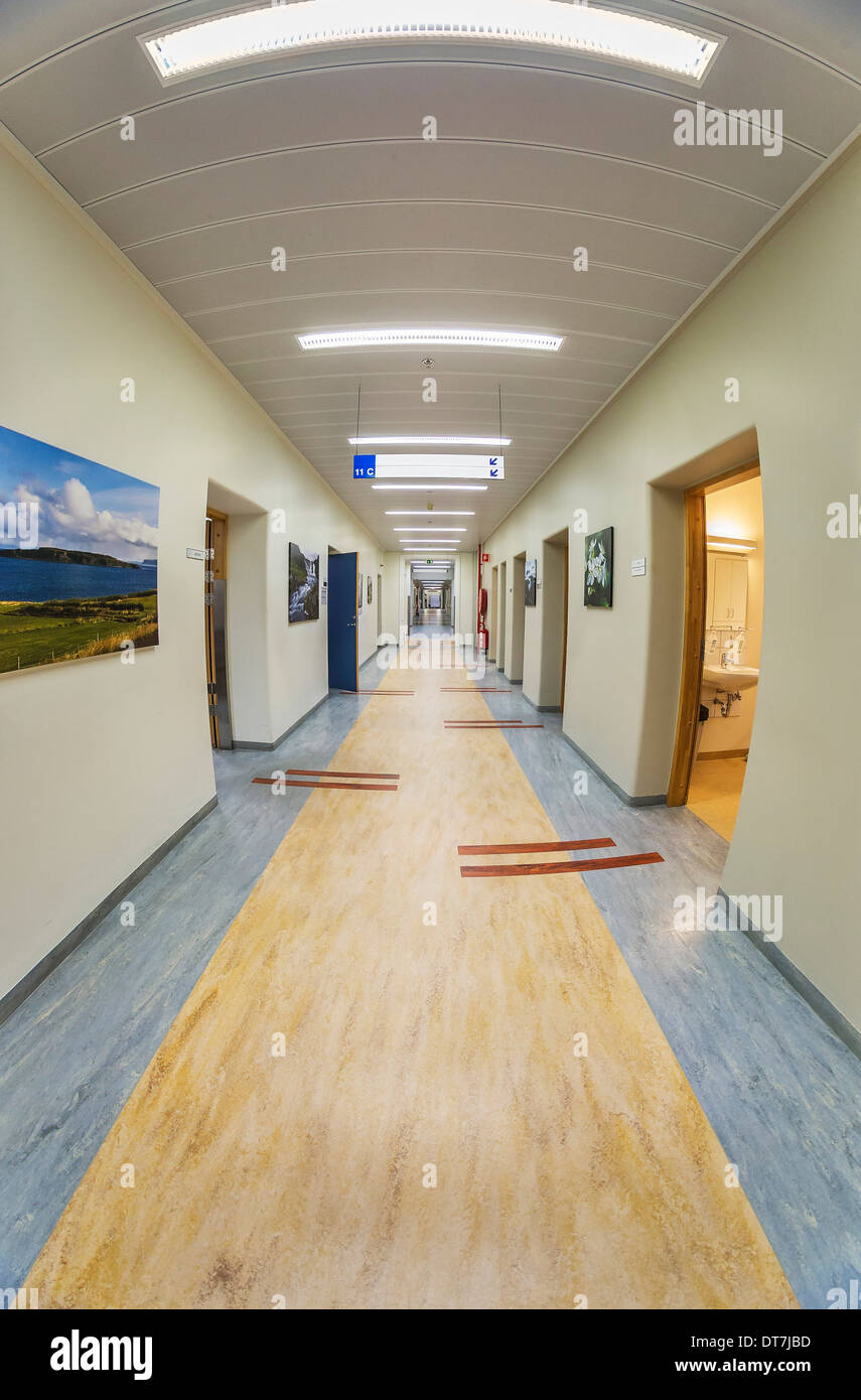 Empty facility hi-res stock photography and images - Alamy