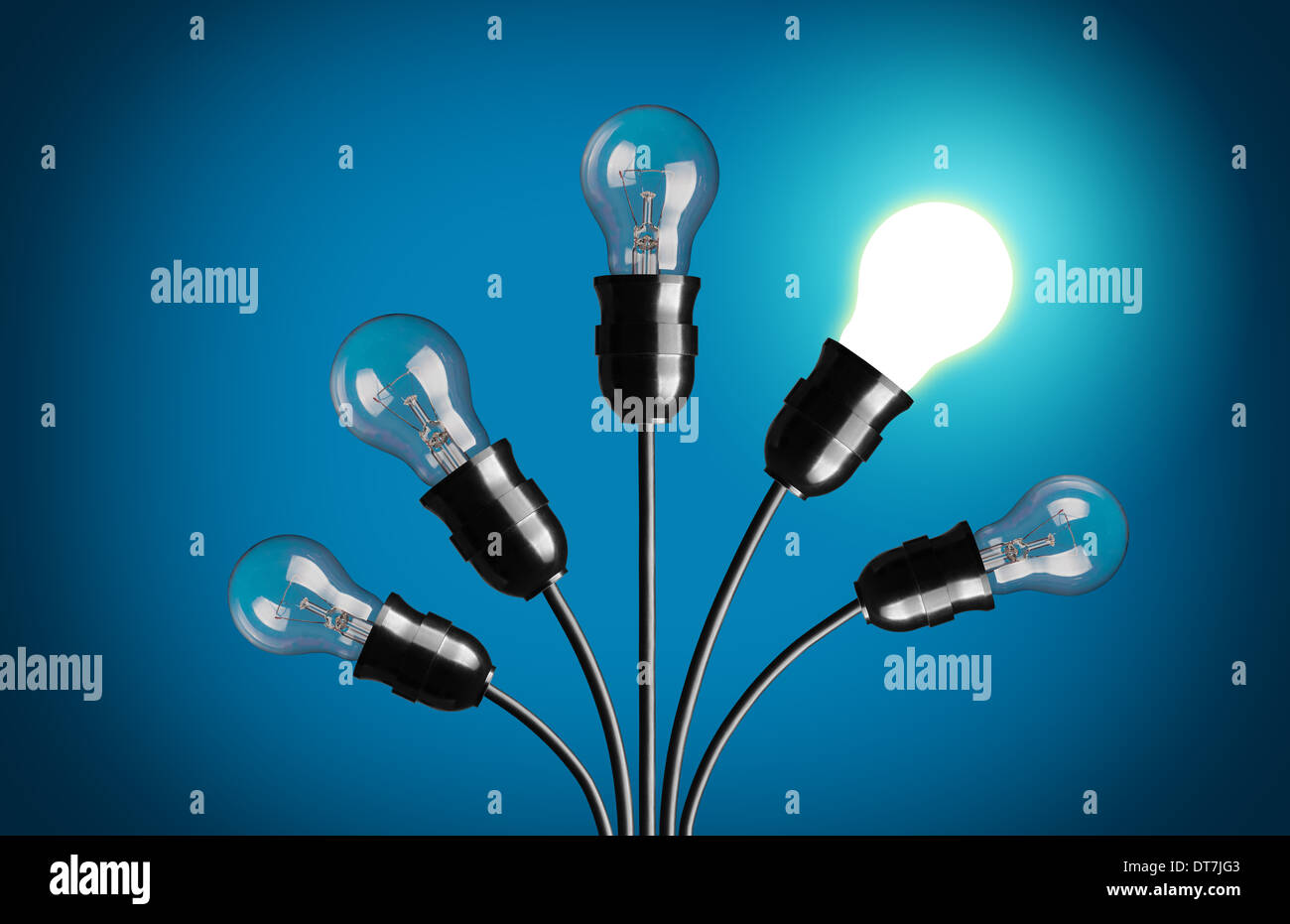 Idea concept with light bulbs. Blue background Stock Photo - Alamy
