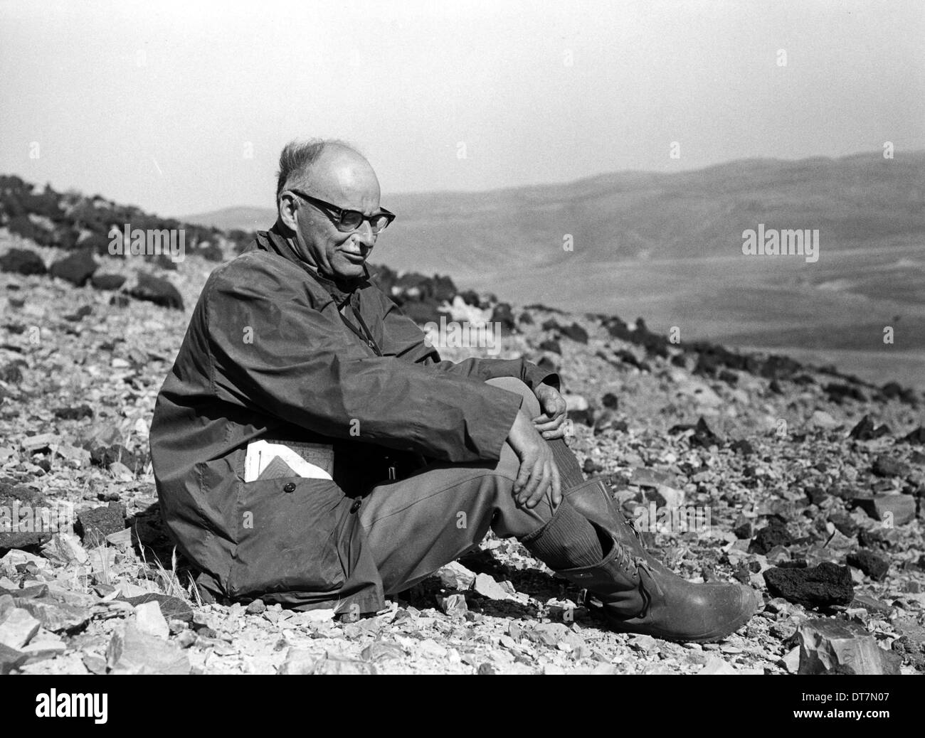 Max nicholson hi-res stock photography and images - Alamy