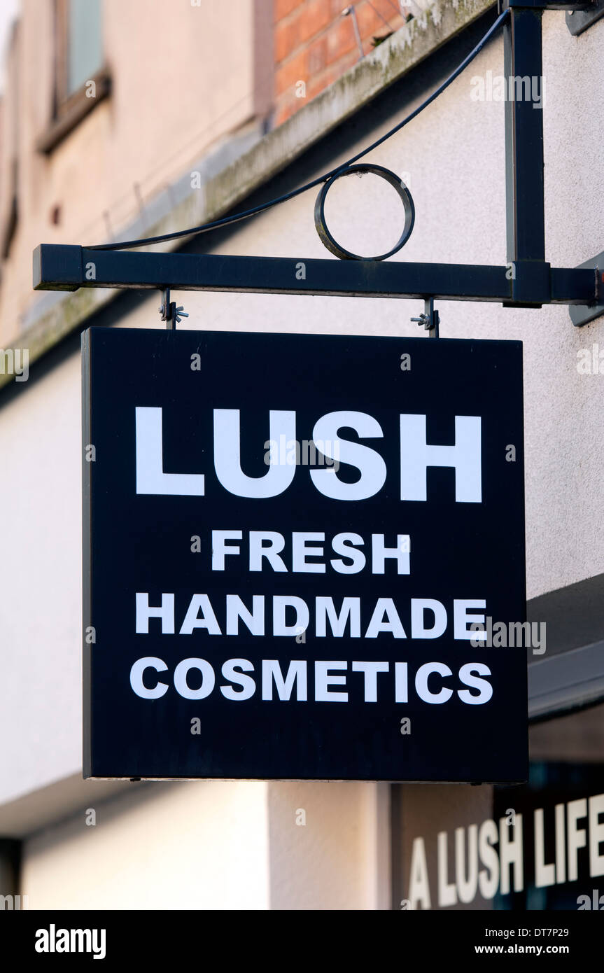 Lush handmade cosmetics shop store hi-res stock photography and images ...