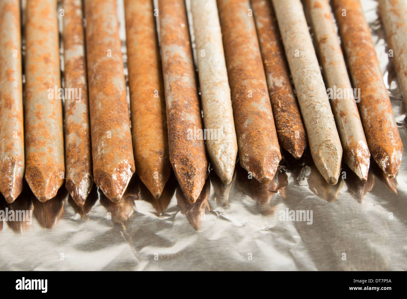 Row of nails hi-res stock photography and images - Alamy