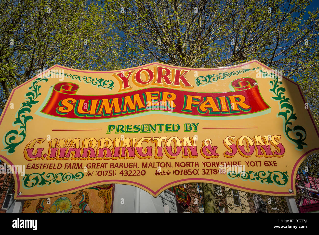 York summer fair sign hi-res stock photography and images - Alamy
