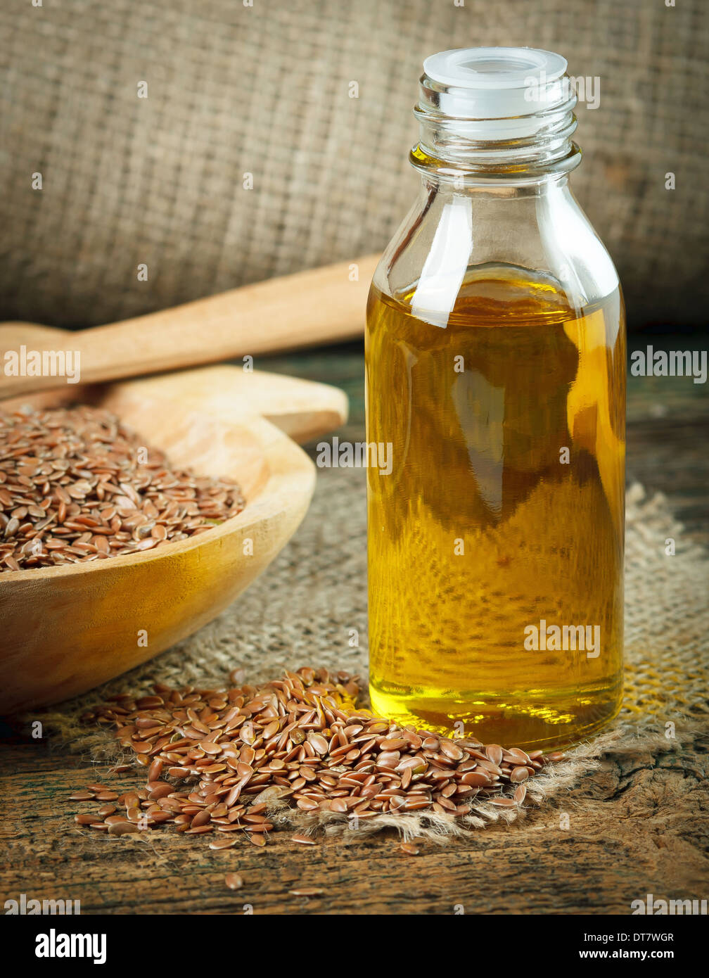 Linseed oil flax agricultural crop hi-res stock photography and images ...