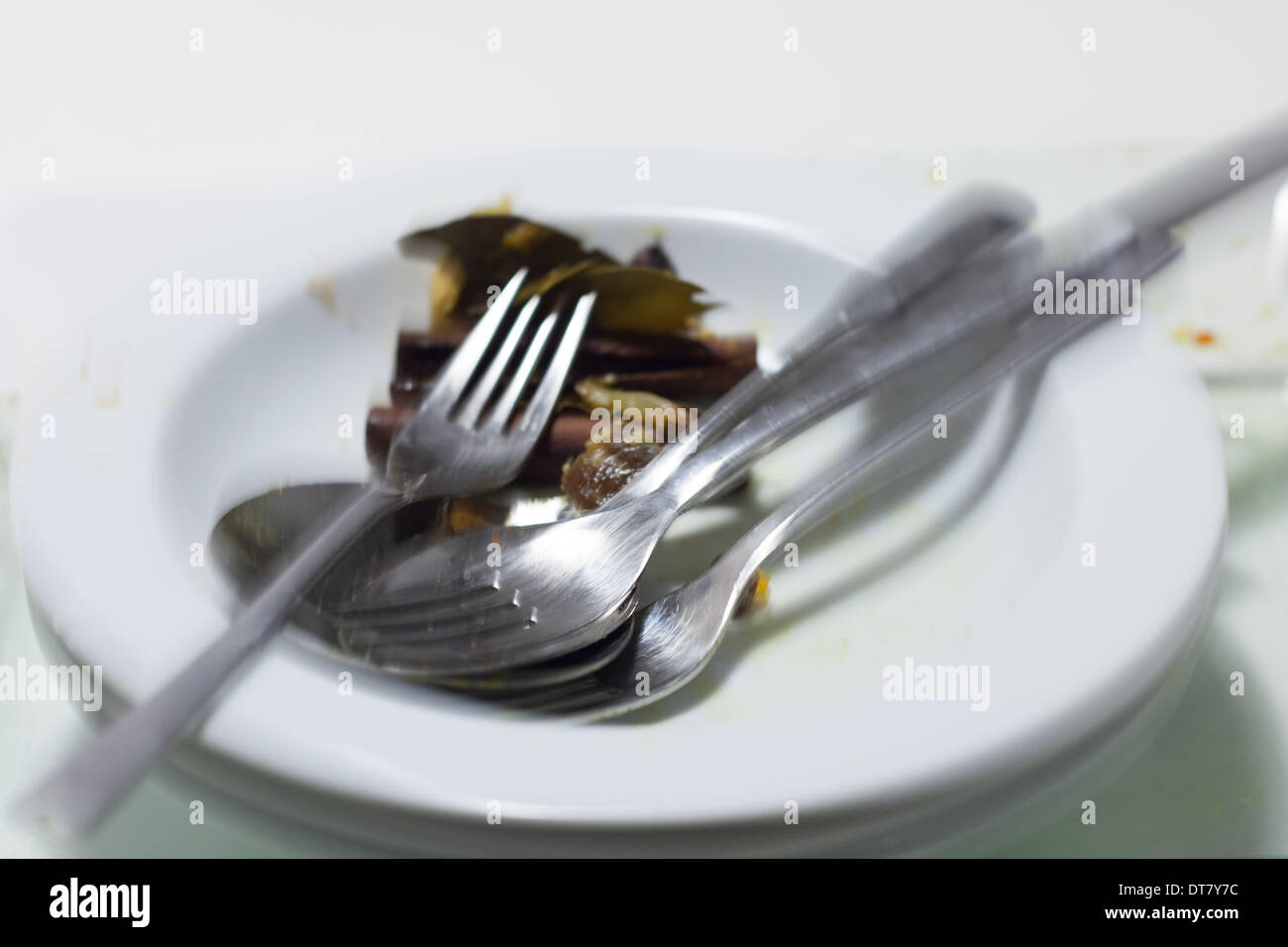 Almost empty plate hi-res stock photography and images - Alamy