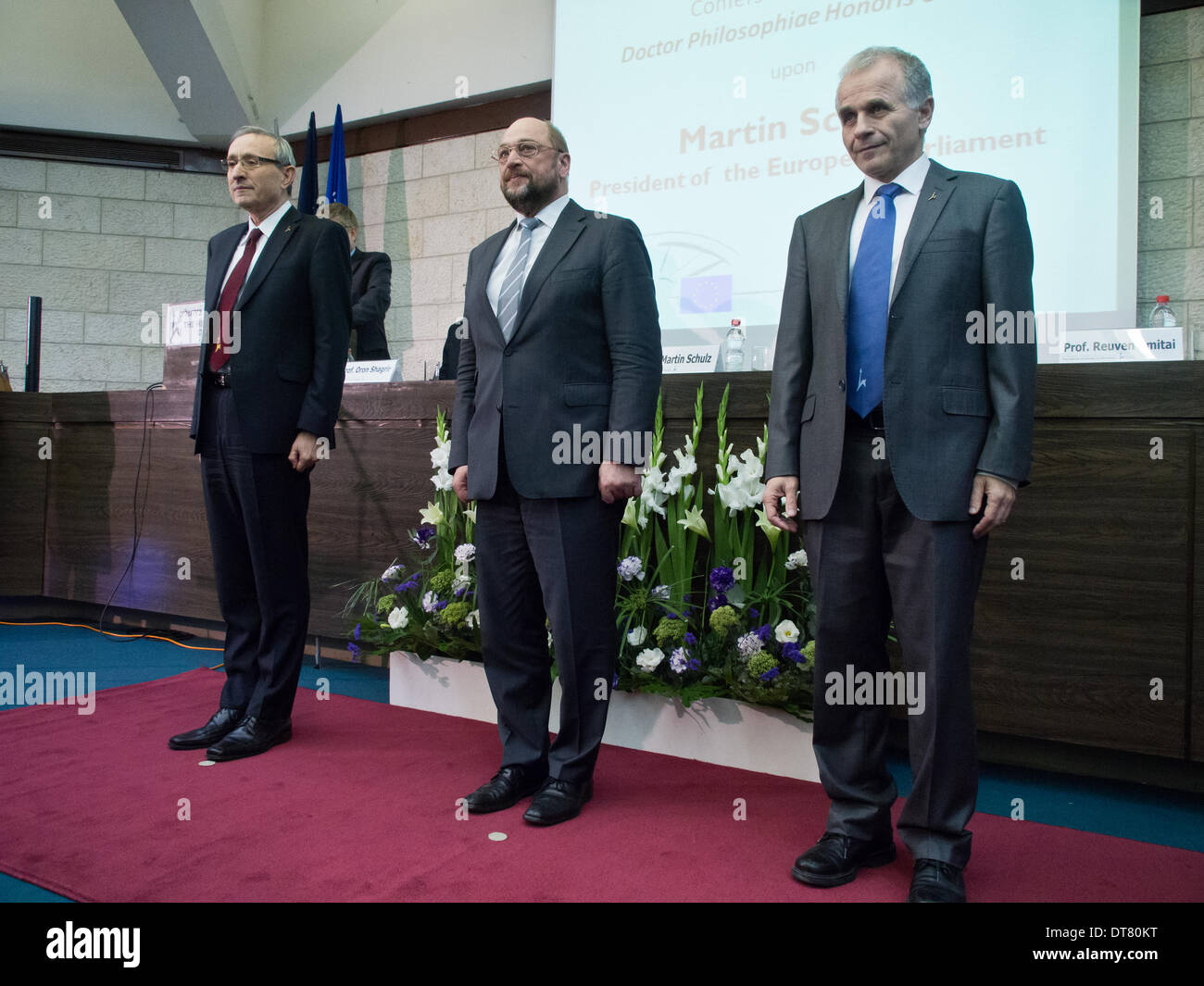 Asher asher doctor hi-res stock photography and images - Alamy