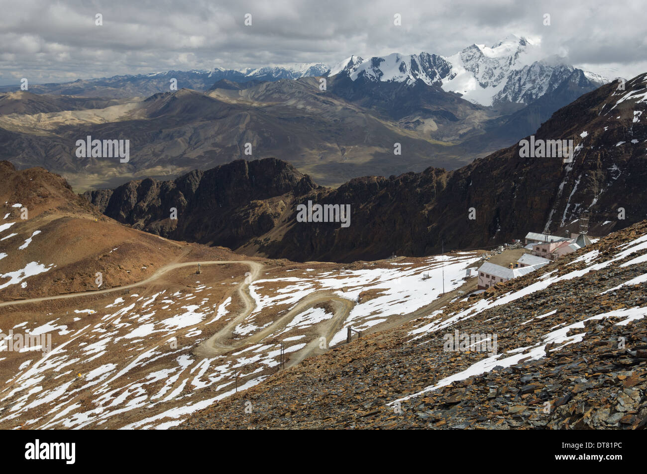 Chacaltaya ski resort hi-res stock photography and images - Alamy