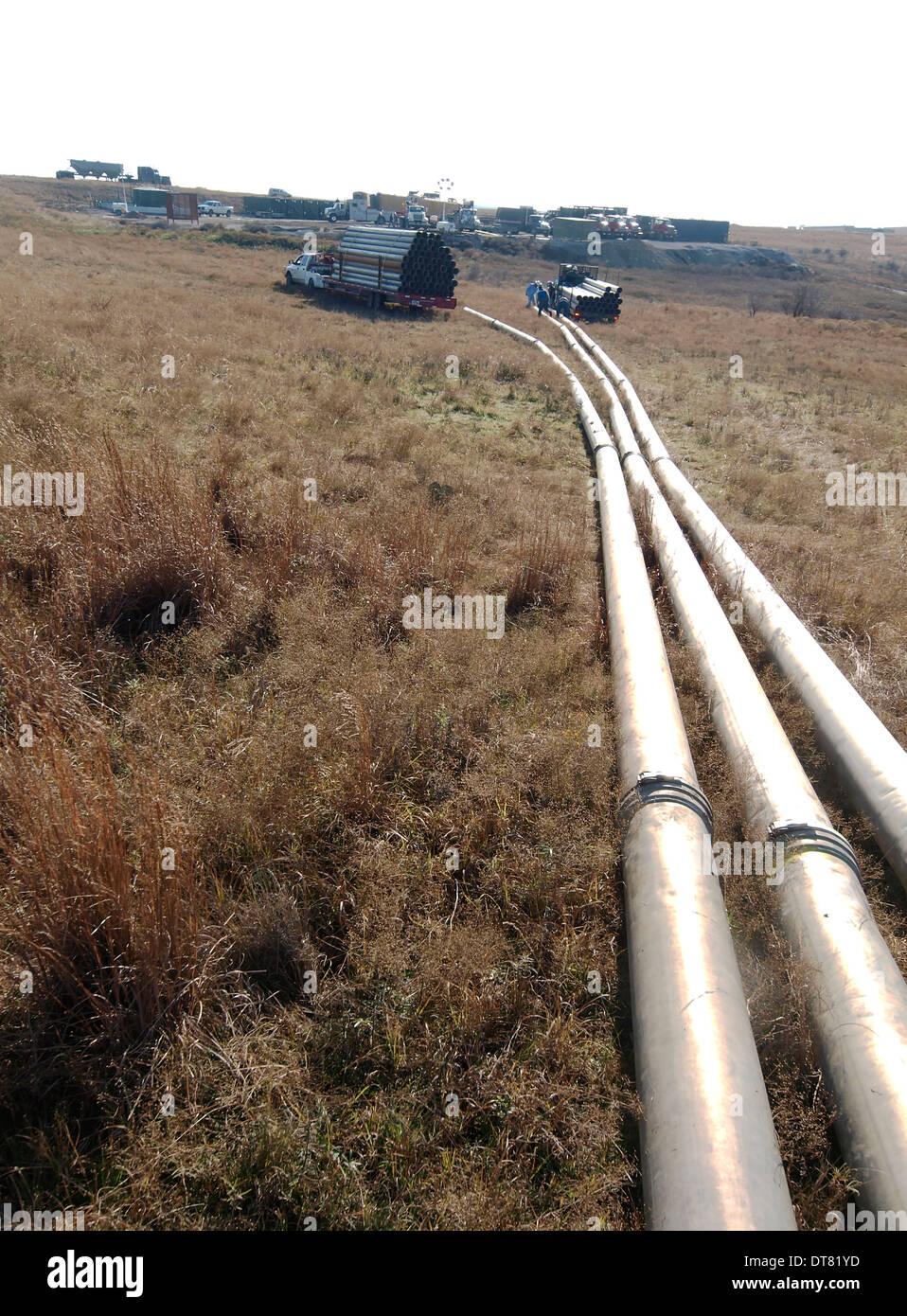 Pipeline brings fresh water to a drilling site to prepare to frack the ...