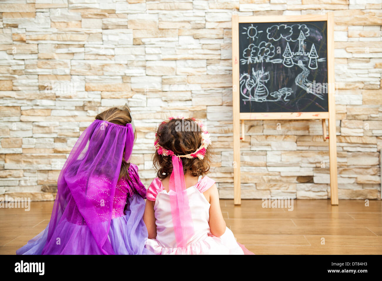 Two girls dressed as princesses hi-res stock photography and images - Alamy