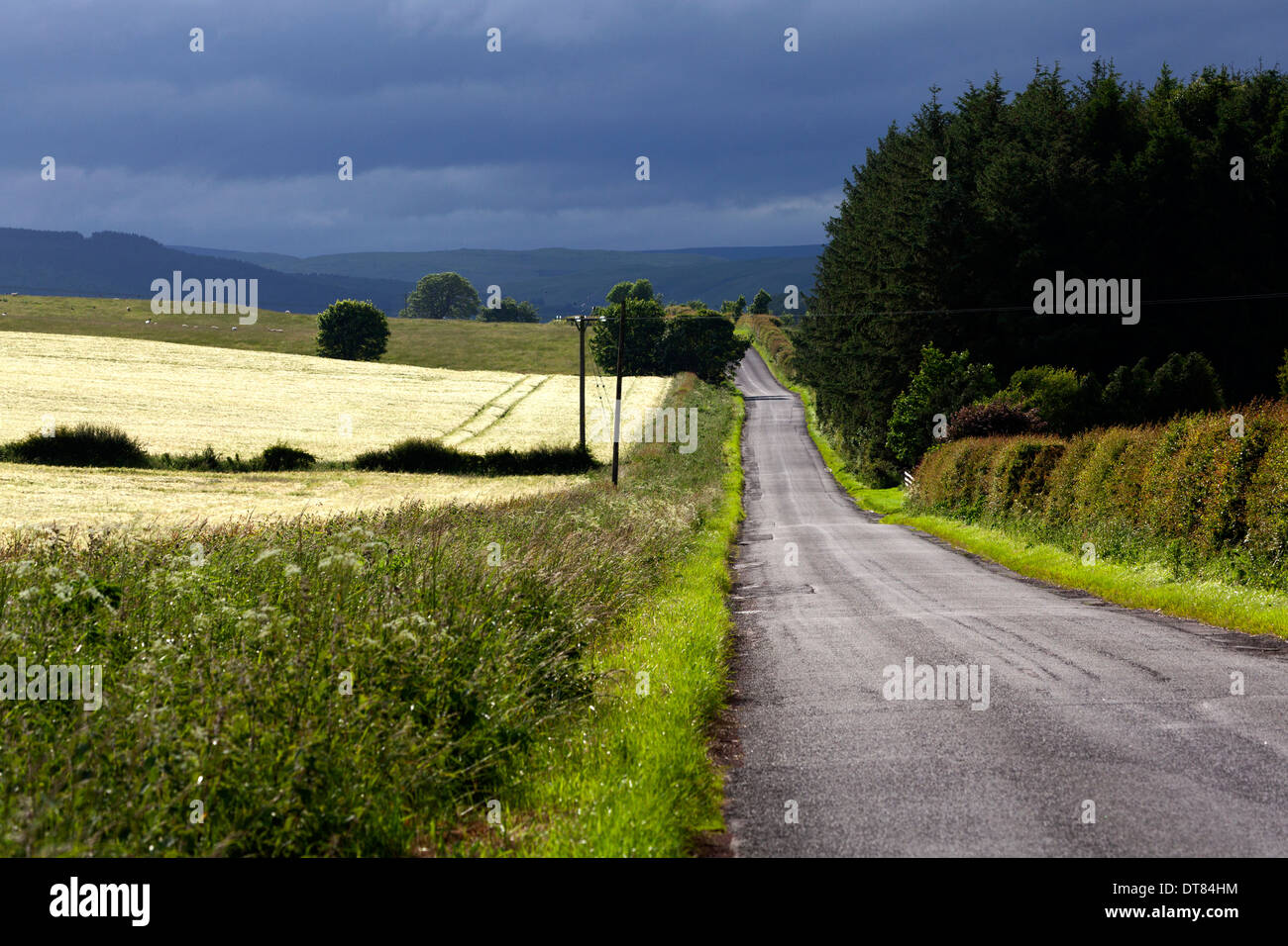 Unsettled weather hi-res stock photography and images - Alamy