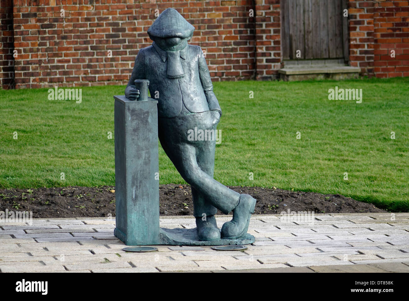 A bronze statue of well known cartoon character Andy Capp at the ...