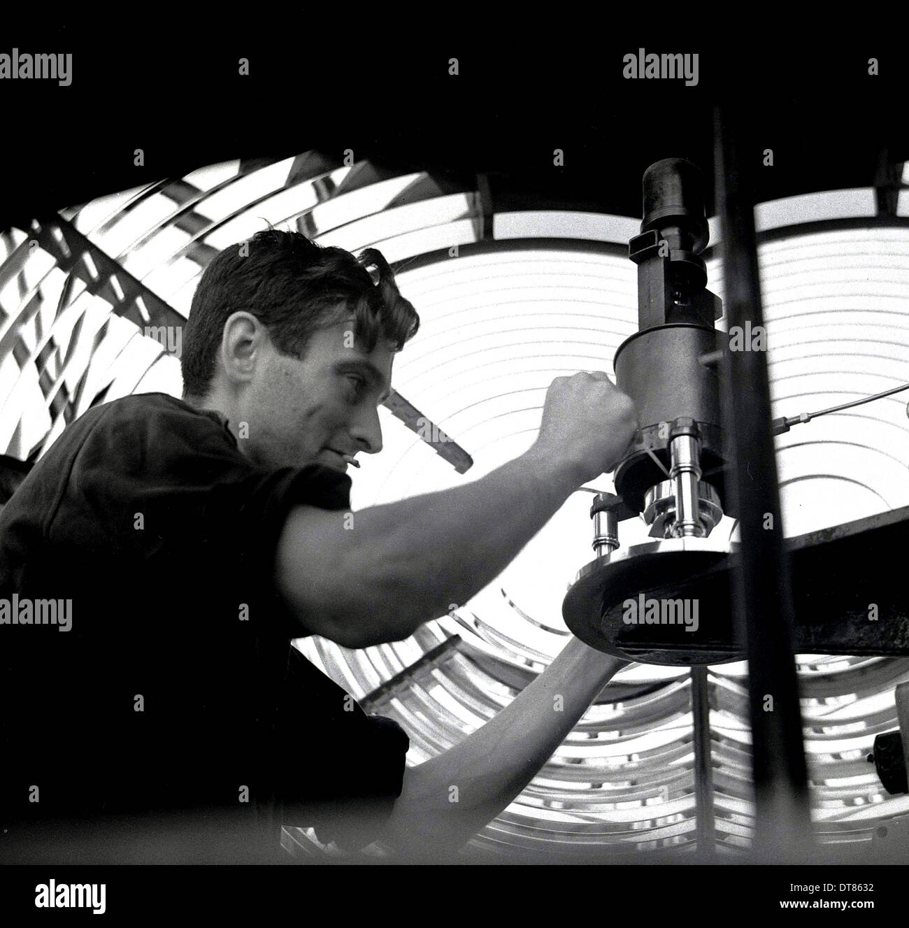 Mechanical engineer 1960s hi-res stock photography and images - Alamy