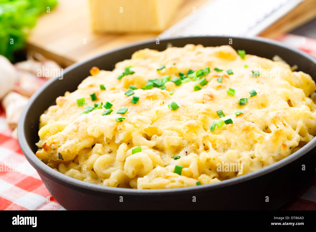 Macaroni cheese hi-res stock photography and images - Alamy