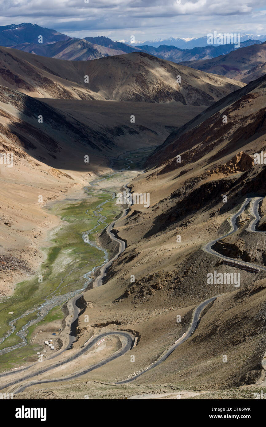 Switchback road leading up to the Taglang La pass on the Leh-Manali ...