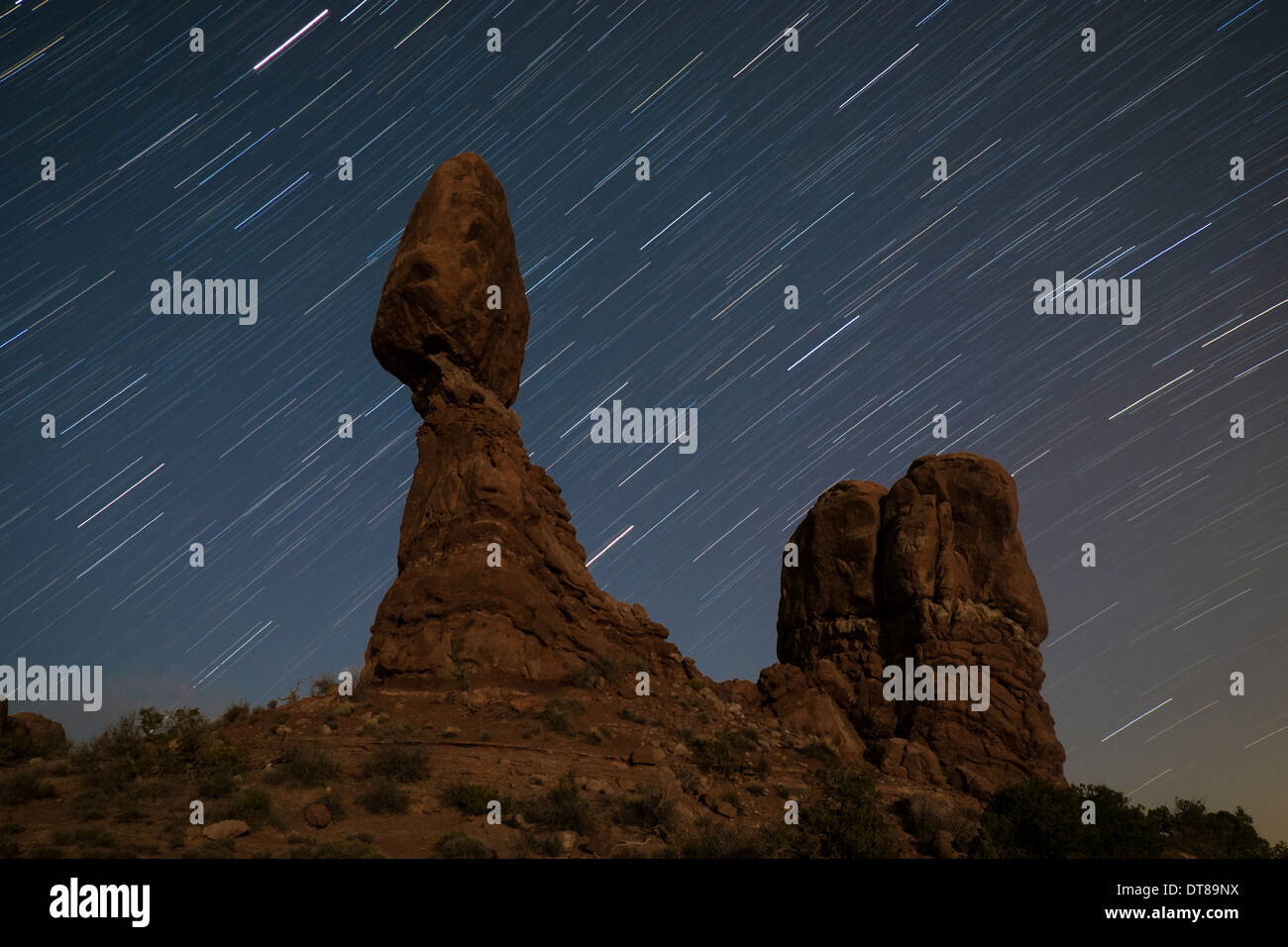 Utah night sky rock hi-res stock photography and images - Alamy