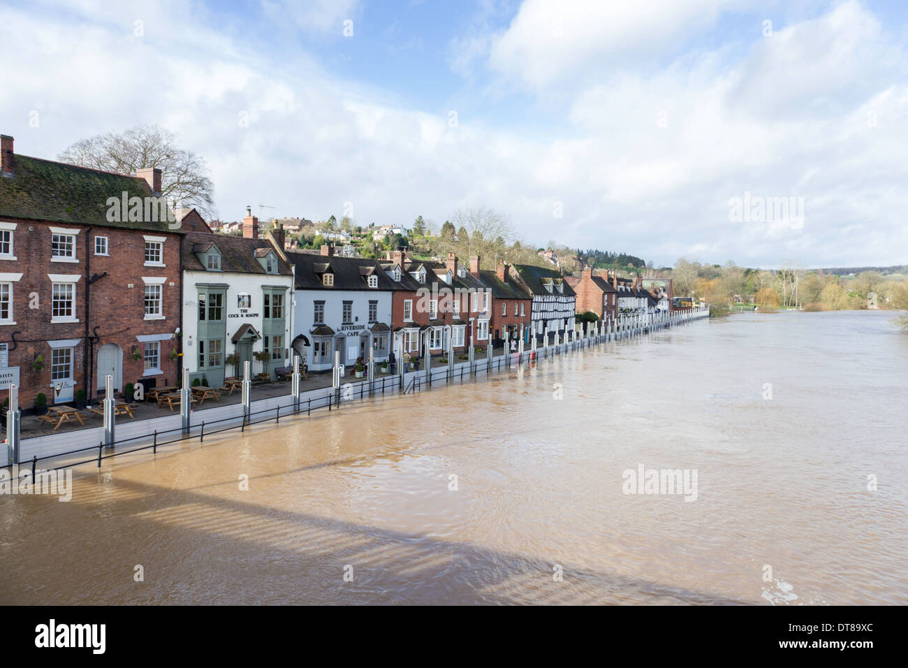 Flood defences on the River Severn at Bewdley, Worcestershire, England ...