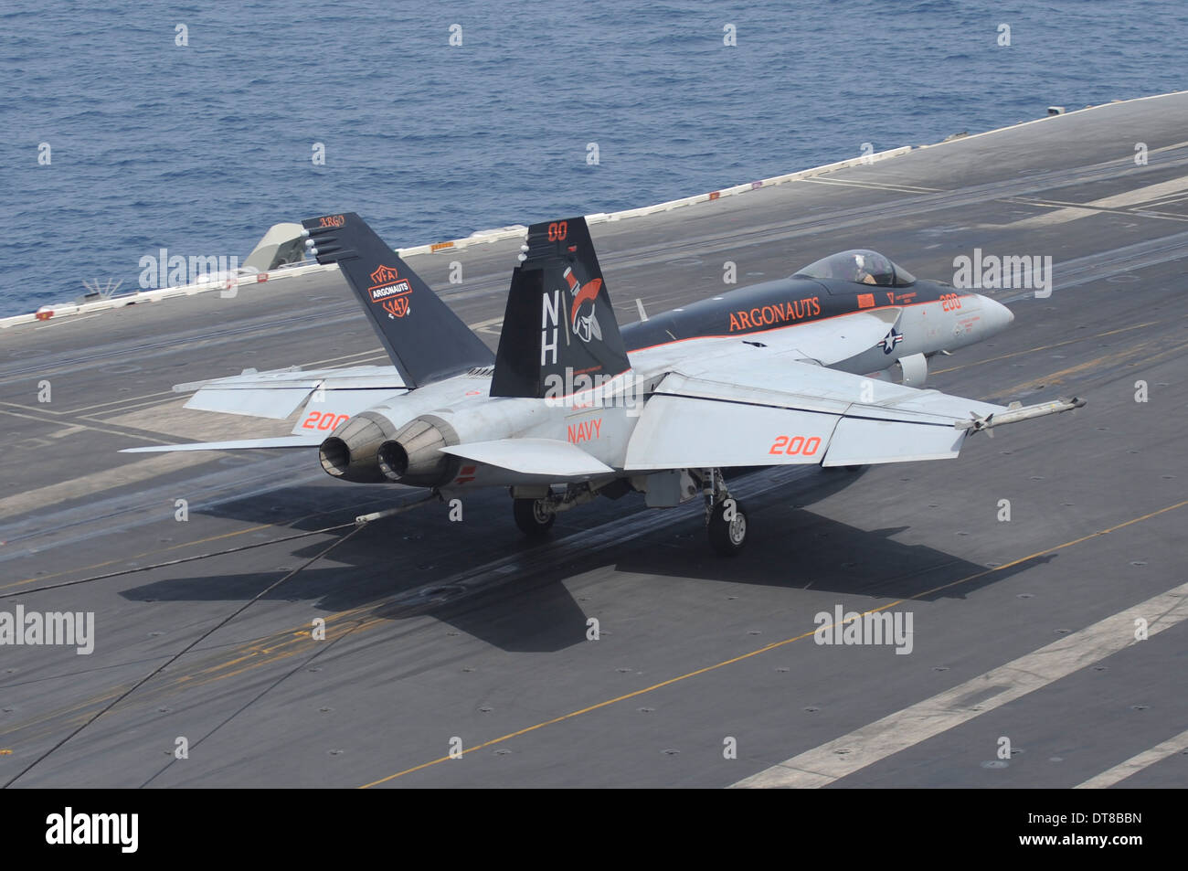 F a 18e super hornet engine hi-res stock photography and images - Alamy