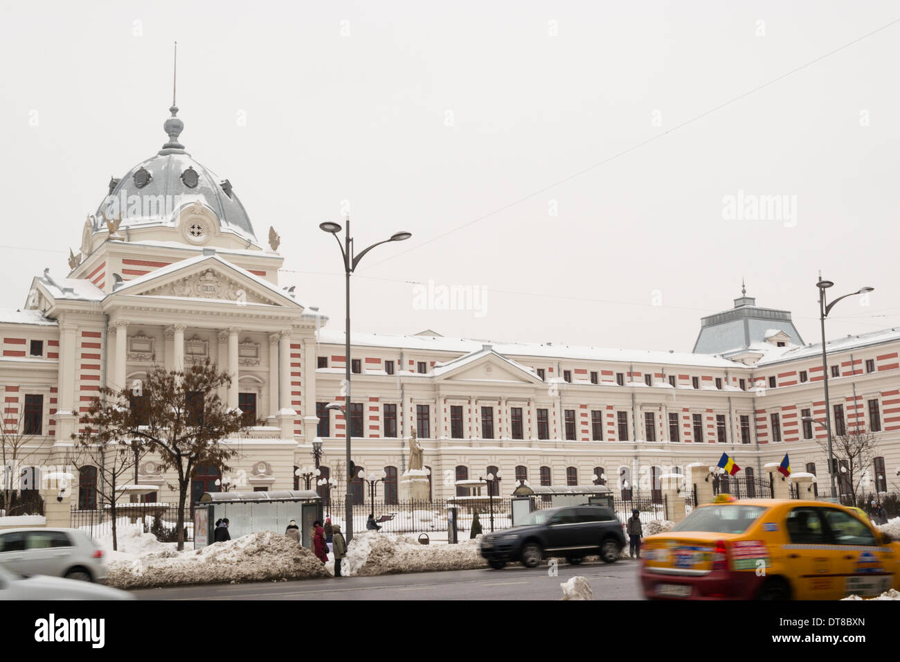 Romanian hospital hi-res stock photography and images - Alamy