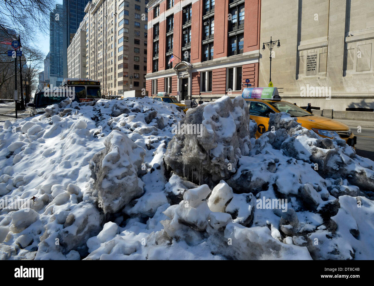 Unmelted ice hi-res stock photography and images - Alamy