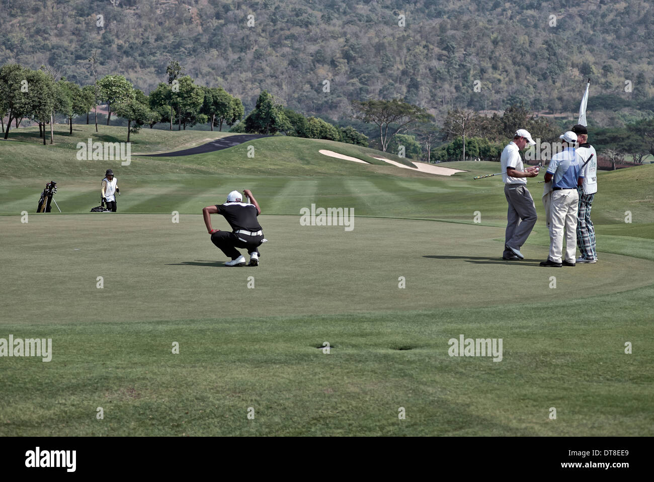 Lining a putt hi-res stock photography and images - Alamy
