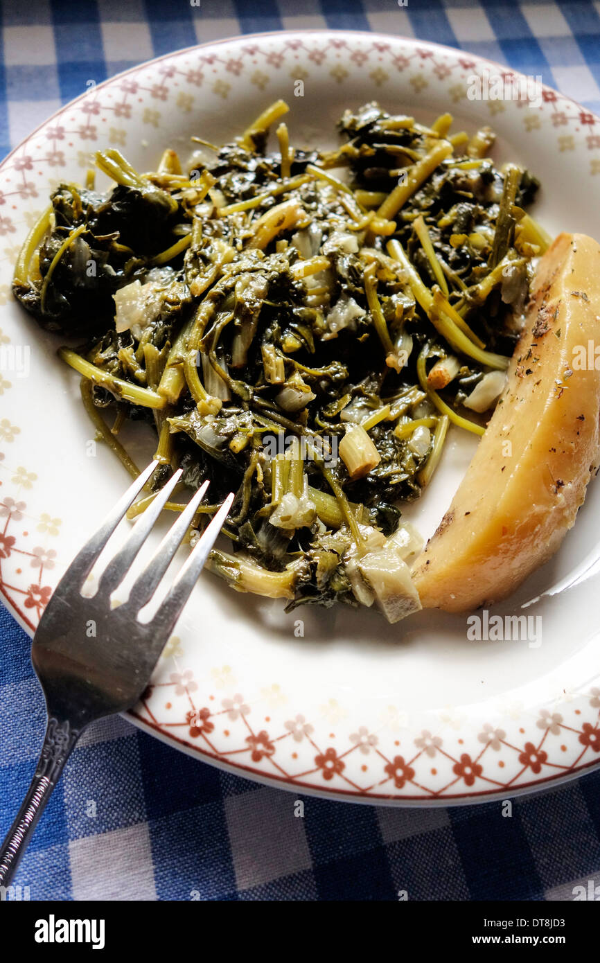 Wild celery, greece hi-res stock photography and images - Alamy