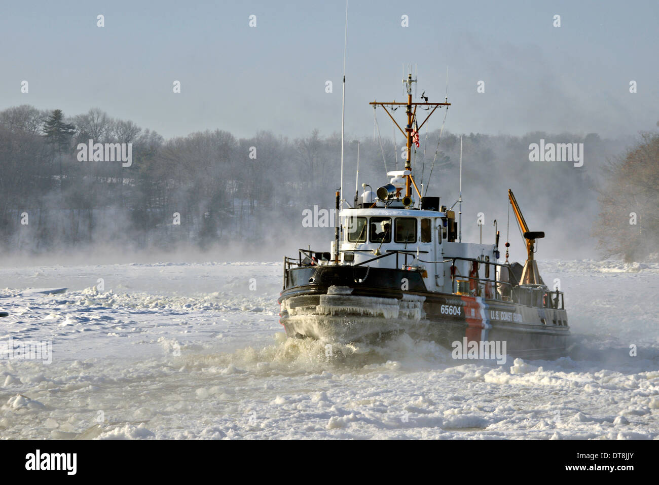 The US Coast Guard 65-foot Cutter Tackle breaks through nearly 20-inch ...