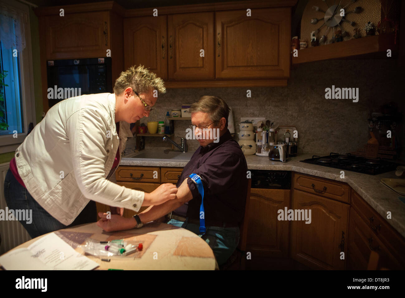 Independent nurse hi-res stock photography and images - Alamy