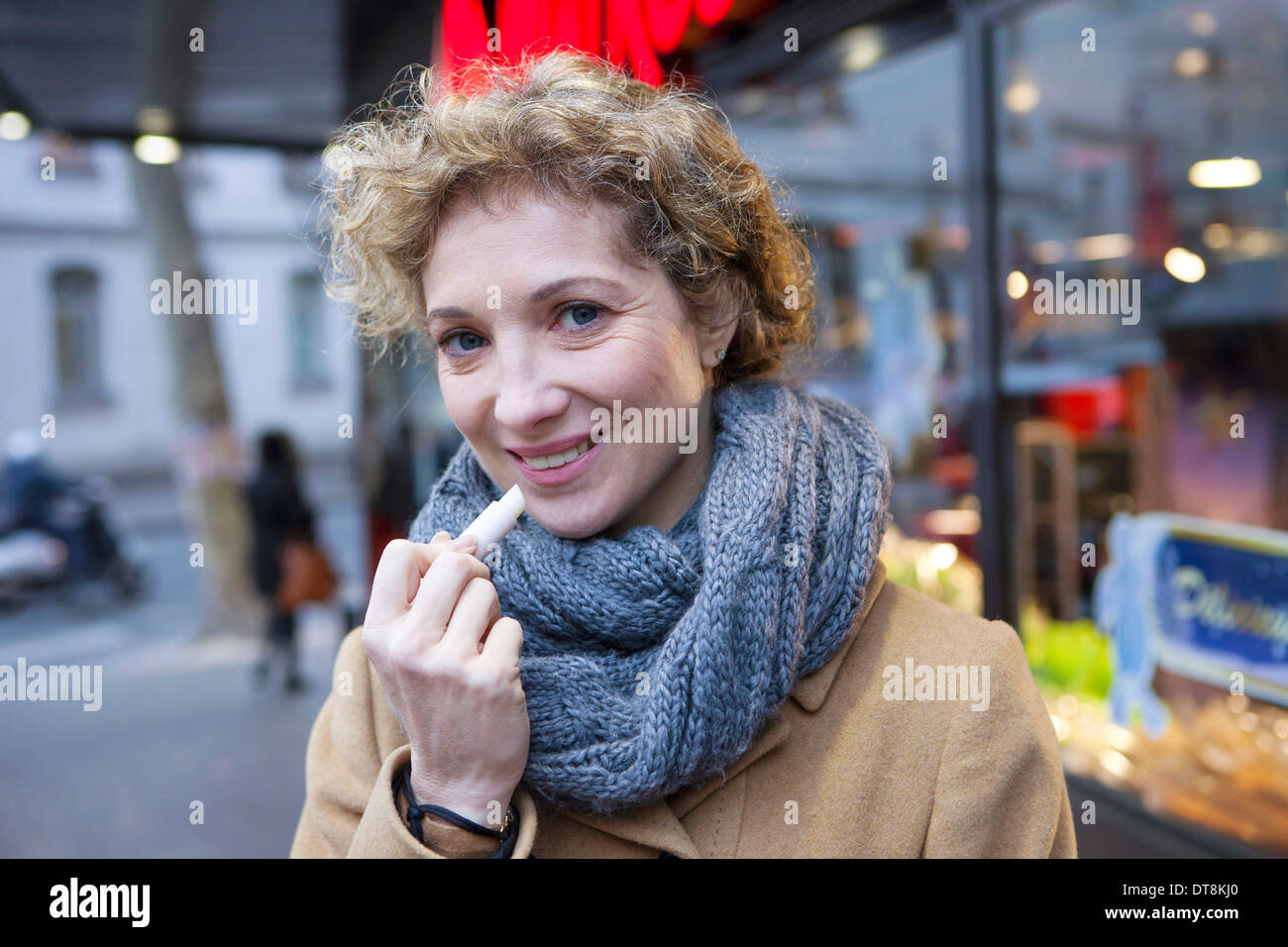 Smiling chap hi-res stock photography and images - Alamy