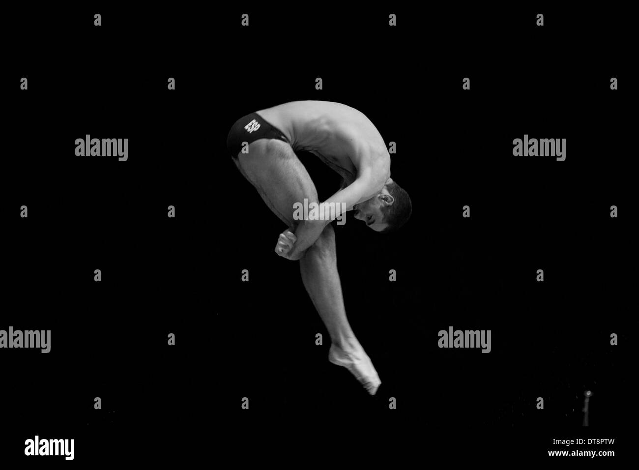 Springboard dive hi-res stock photography and images - Alamy