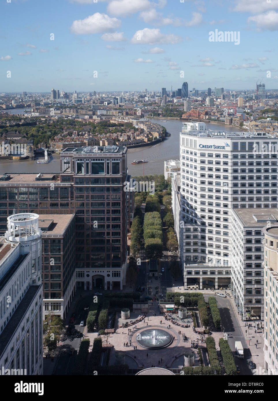 Public Square Canary Wharf, London, UK. Architect: Olin Partnership ...
