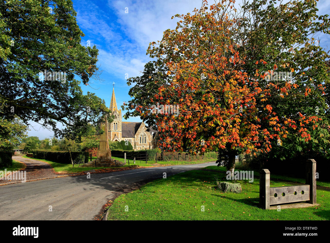 St Johns Church, Lower Shuckburgh village, Warwickshire, England ...