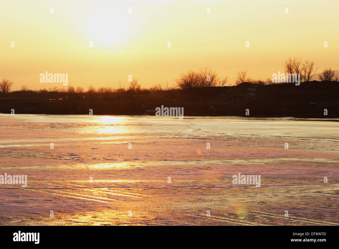 Timelapse on lake hi-res stock photography and images - Alamy