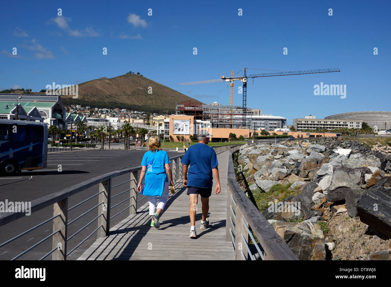 Promenade walkway hi-res stock photography and images - Alamy