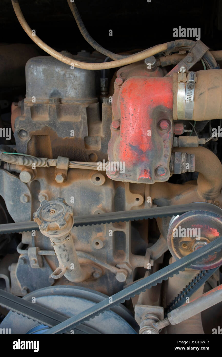 Bus engine hi-res stock photography and images - Alamy