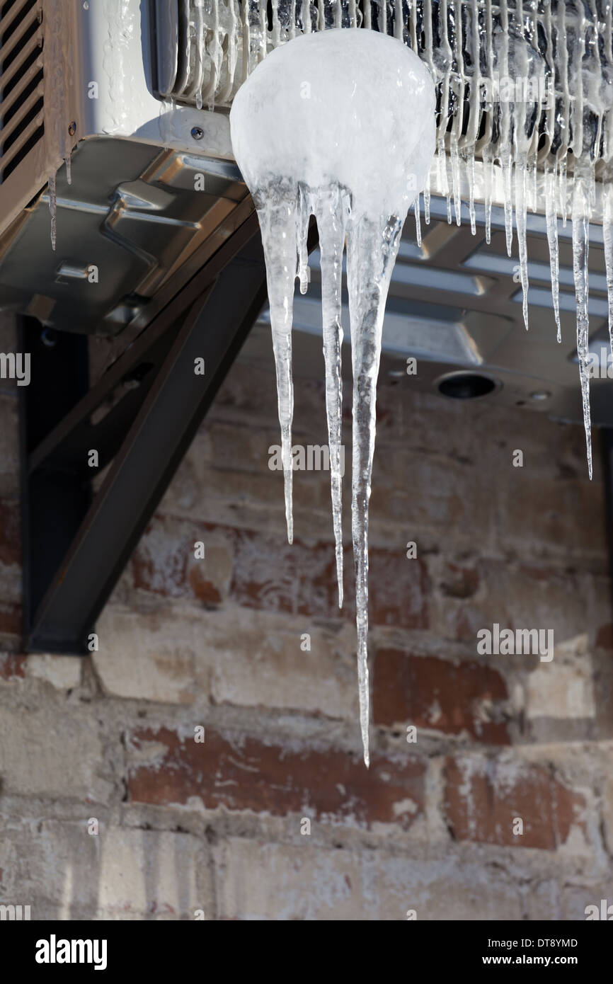 Icy architecture hi-res stock photography and images - Alamy