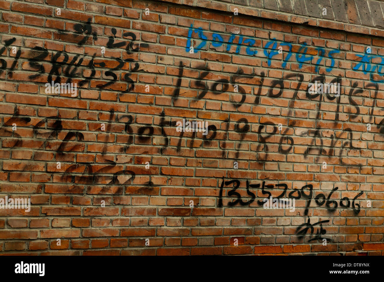 Numbers 2004 hi-res stock photography and images - Alamy