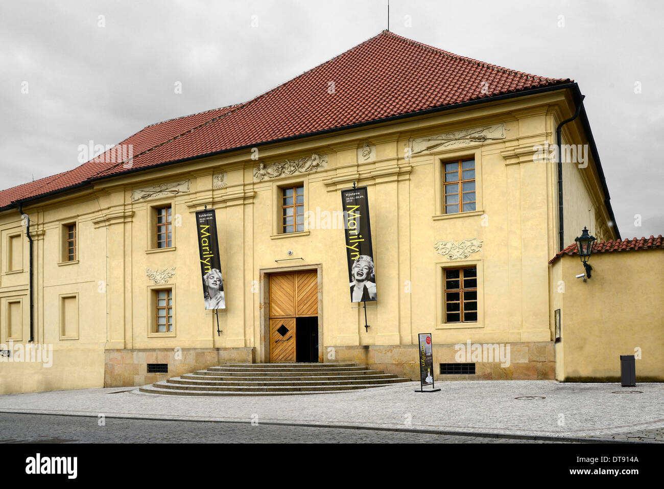 Prague school hi-res stock photography and images - Alamy