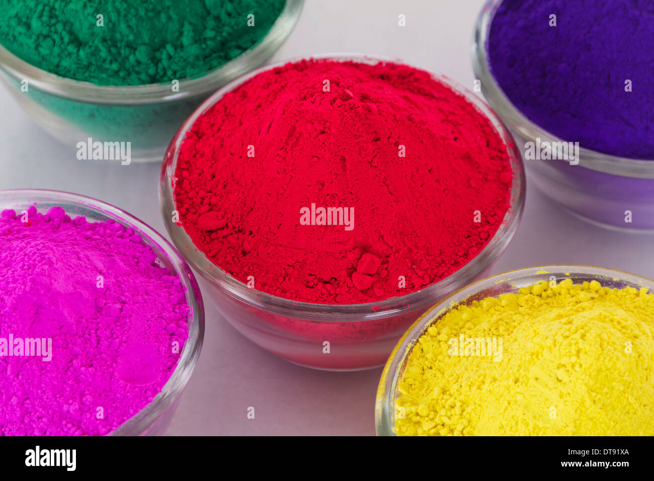 Full colorful powder paint hi-res stock photography and images - Alamy