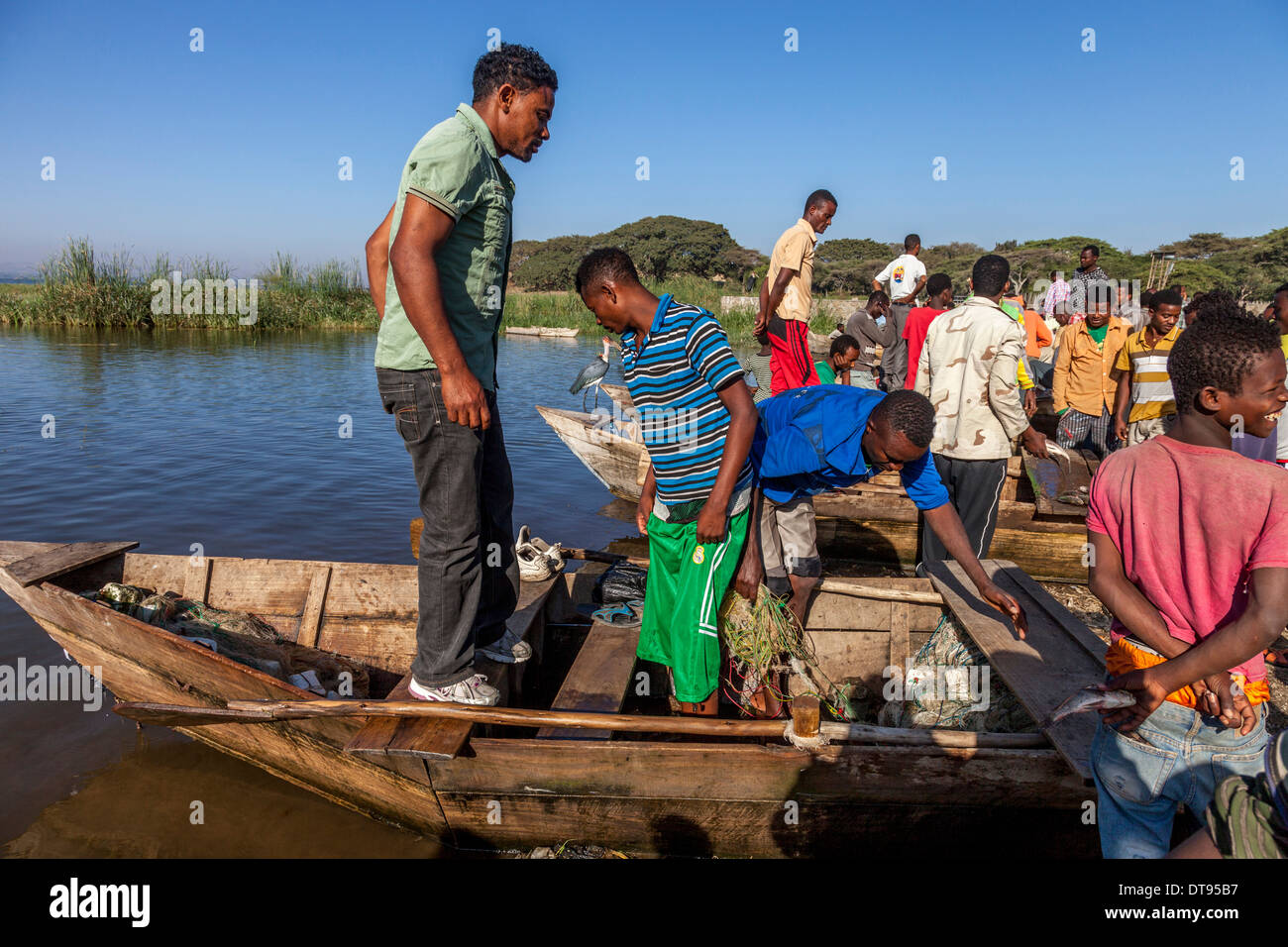 Fish market lake hawassa hawassa hi-res stock photography and images ...
