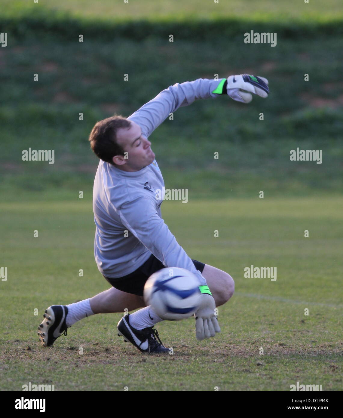 Manchester city coach nick cushing hi-res stock photography and images ...