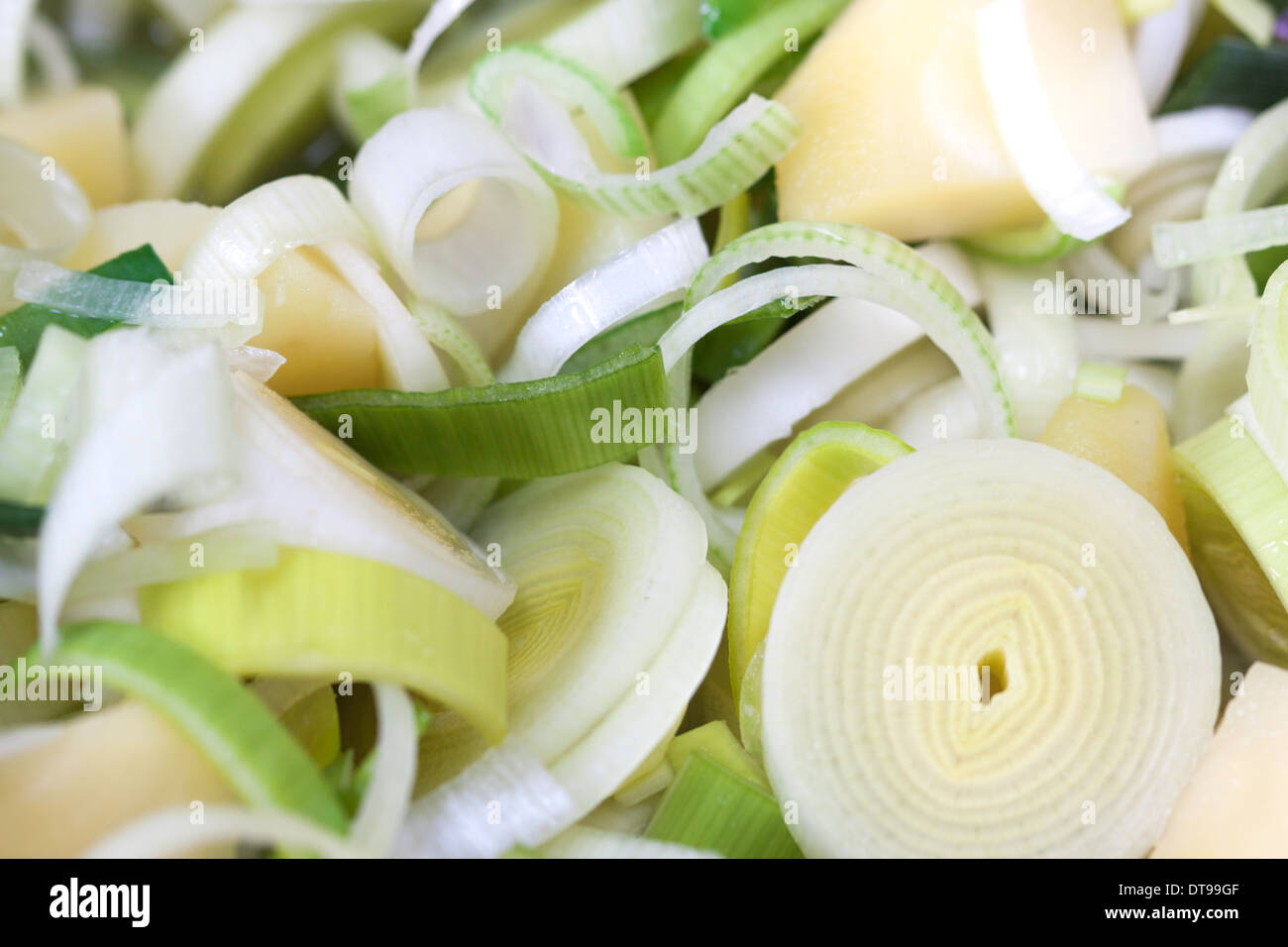 Leeks diced and ready to stir fry Stock Photo - Alamy